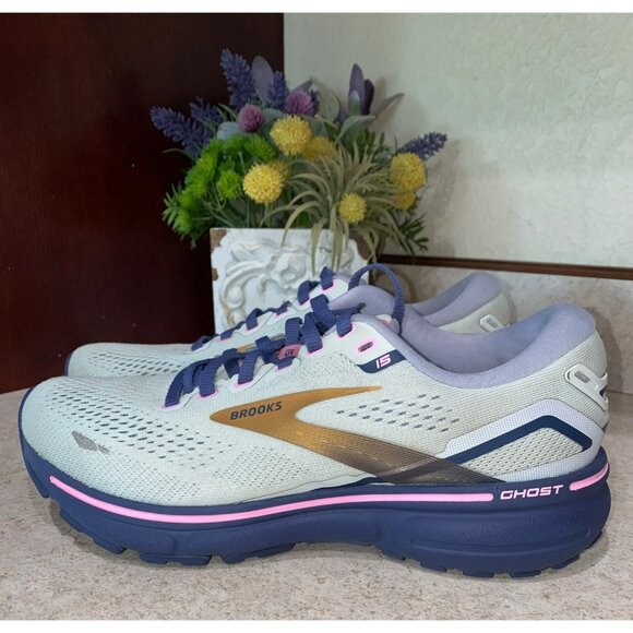 Brooks | Shoes | Brooks Ghost 5 Running Shoes Womens 75 Neutral ...